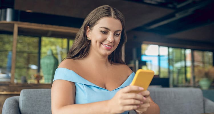 Online Dating: 8 Relationship Tips To Make It Work For You