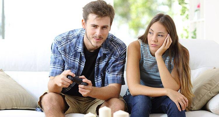 6 Reasons A Guy Ignores You After A Fight And 5 Things You Can Do