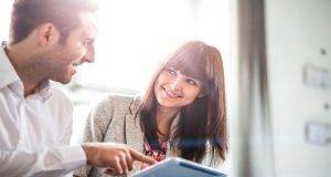 The 10 Do's And Don'ts Of Dating A Co-Worker