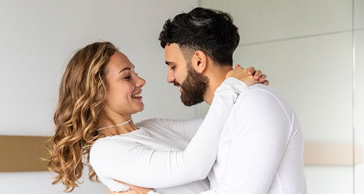 21 Key Differences Between Love And Infatuation - Ease That Confusion!