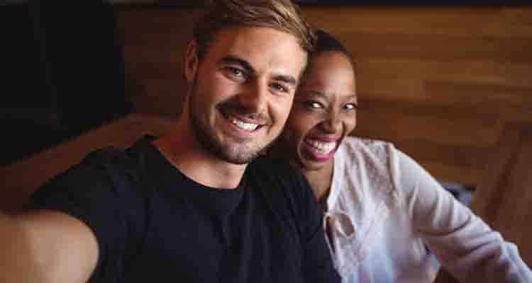 How Do You Give Someone Attention In A Relationship?