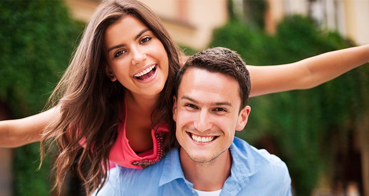 The Pros And Cons Of Open Relationships- Couple Therapists Talk To You