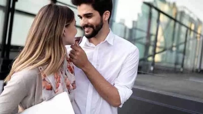 Female Body Language Signs Of Attraction -DECODED