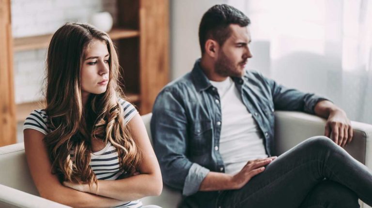 How To Save A Relationship — 13 Tips From A Therapist