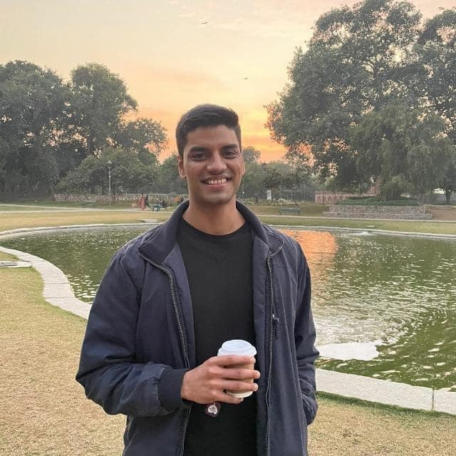 Seeing Someone vs Dating – 7 Differences You Must Know About