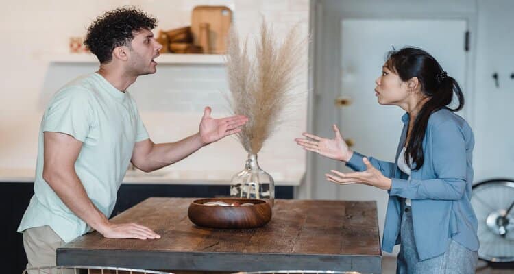 7 Ways Fighting In A Relationship Sustains It