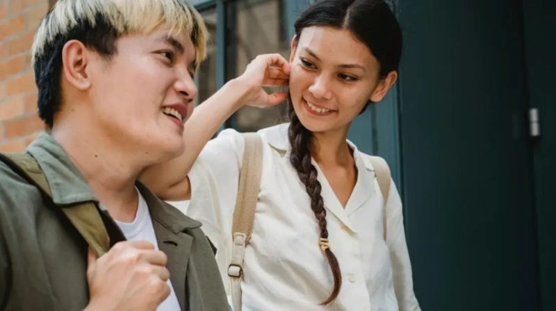 15 Signs A Guy Is Nervous Around You And 5 Reasons Why