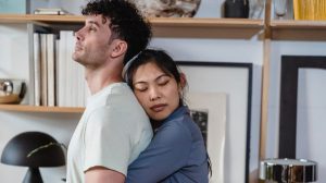 23 Signs Of Emotional Invalidation In A Relationship