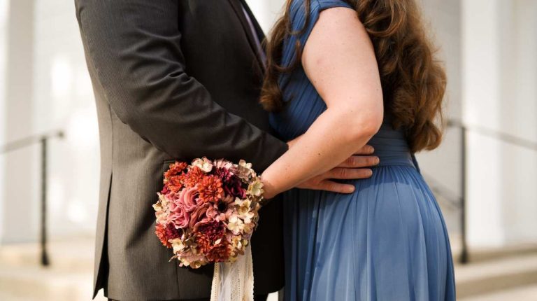 16 Different Types Of Hugs And What They Mean