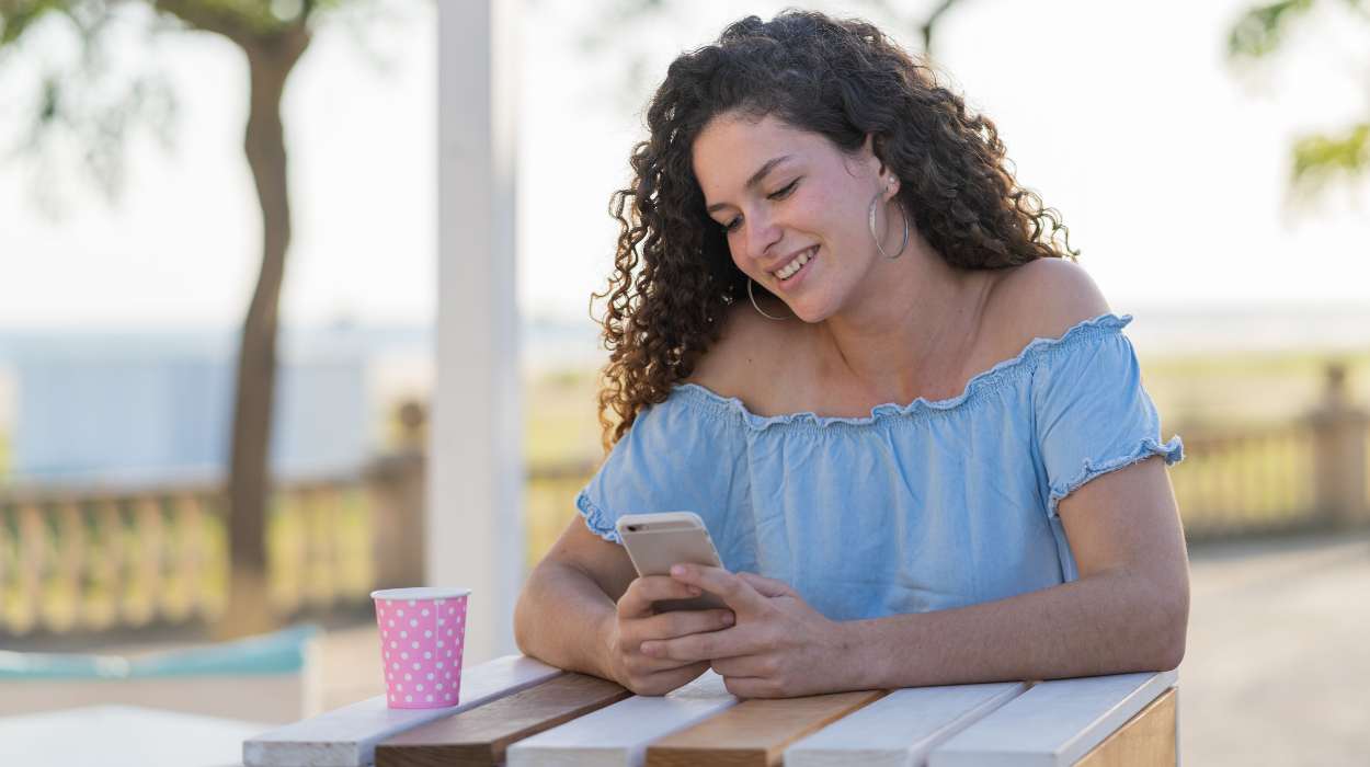 100 Long Distance Texts To Melt BAE s Heart 100-long-distance-texts-to-melt-bae-s-heart