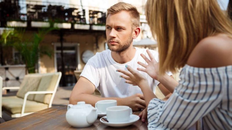 12 Signs Of Insecure Women And How To Deal With Them