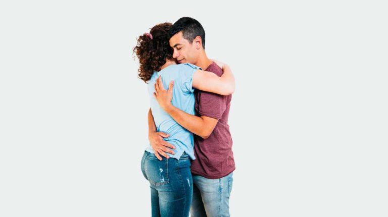 16 Different Types Of Hugs And What They Mean
