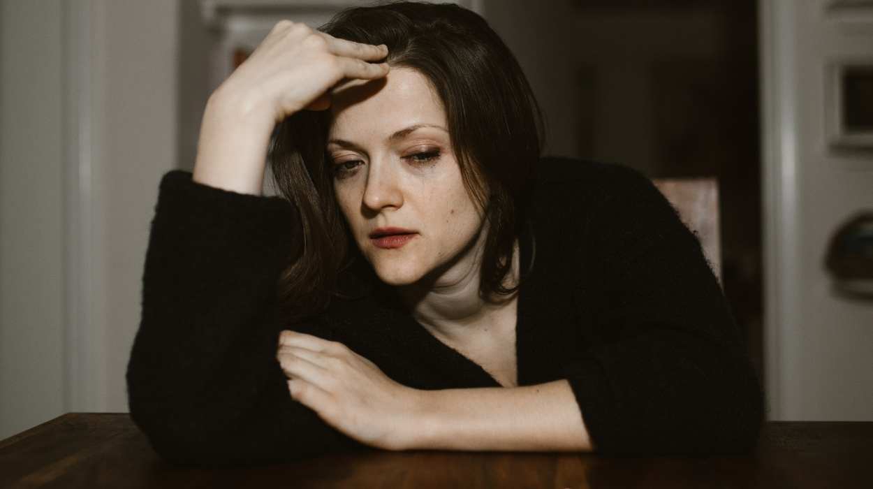 Expert Recommends 7 Ways To Feel Better After A Breakup